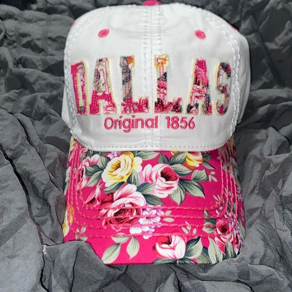 Robin Ruth | Accessories | Robin Ruth Pink Floral Dallas 856 Original ...